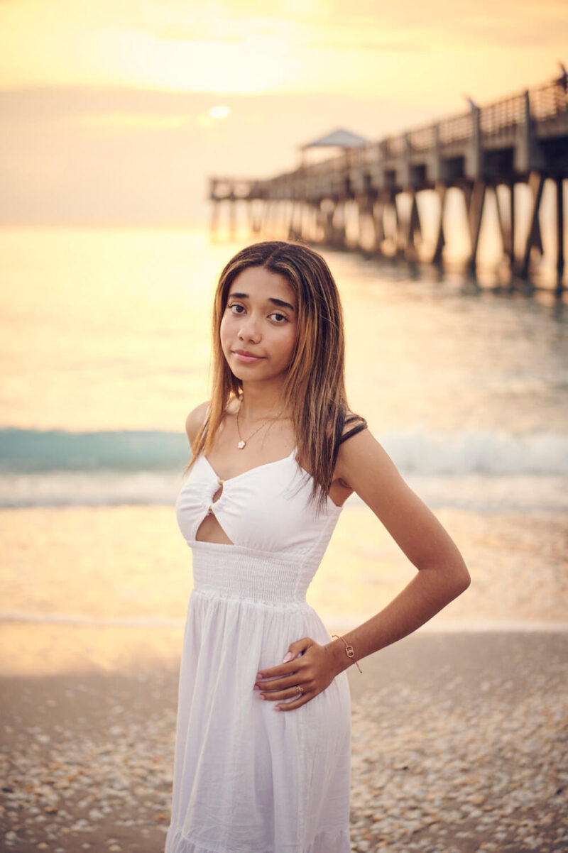 Juno Beach Pier Senior Portraits Session | Dani Carretero Photography